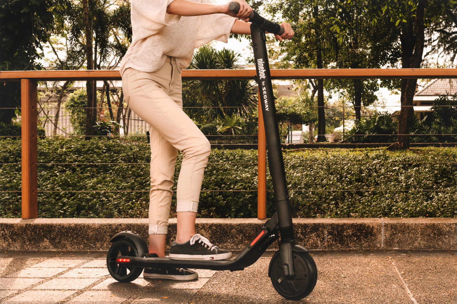 Ninebot ES2 Unlocked Edition | ZendrianTech EV Thailand